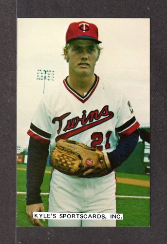 1980 Terry Felton TWINS UNSIGNED 3-1/2 x 5-7/16 COLOR PHOTO POSTCARD #2 ...
