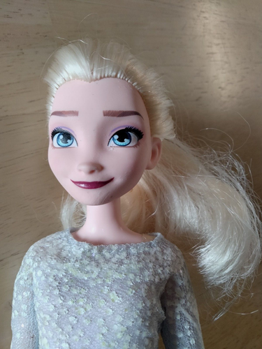 Disney Elsa Ice Powers Action. Frozen 2 Doll 11” | eBay