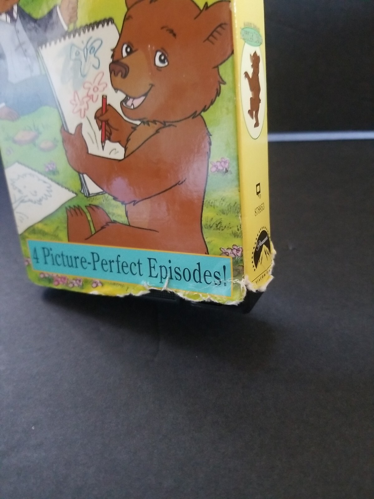 Nick Jr Little Bear VHS 2001 Little Artist Bear Four Picture Perfect ...