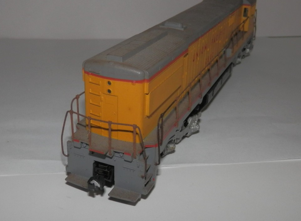 Athearn HO Scale POWERED Union Pacific 2802 U28C Diesel Locomotive | eBay
