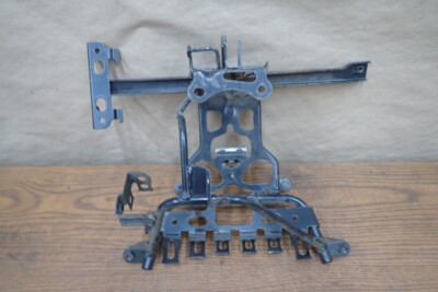 2010 YAMAHA YP400 MAJESTY FRONT FAIRING STAY BRACKET 5RU-28356-01-00 | eBay