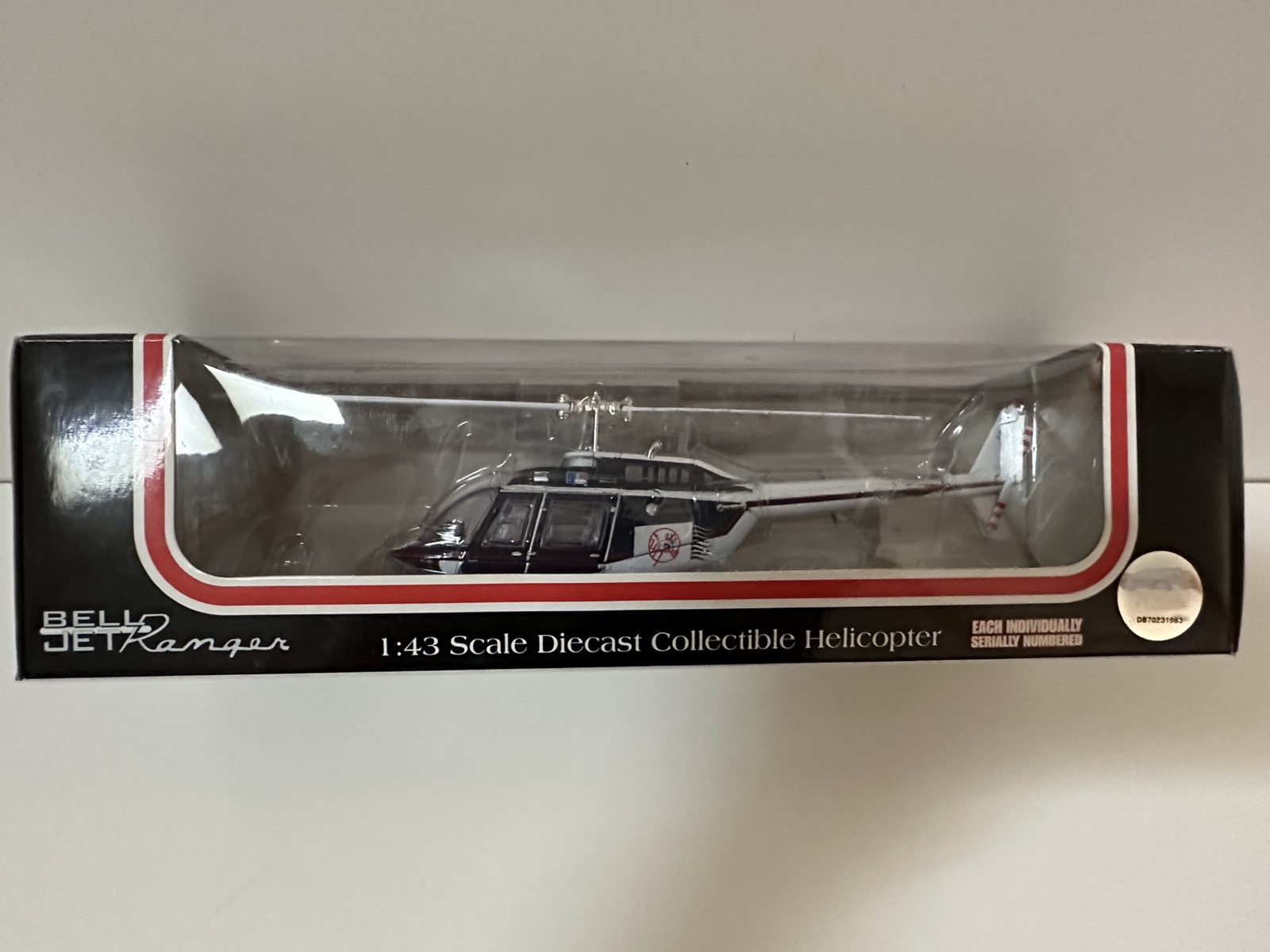New York Yankees Fleer 2002 Edition MLB Bell Jet Ranger Helicopter 1:43 ...
