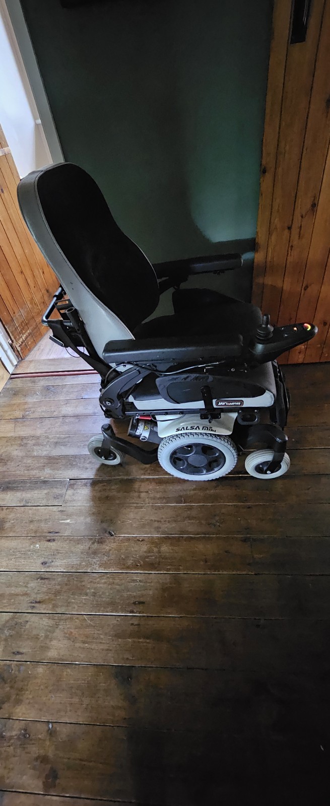 Quickie Salsa M2 Mini Electric Powerchair 4mph with Tilt and Recline ...