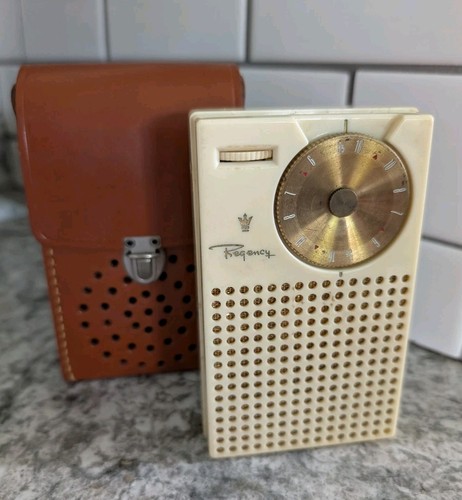 Vintage Regency TR-1 Transistor Radio Ivory, w/ Case. Low serial number ...