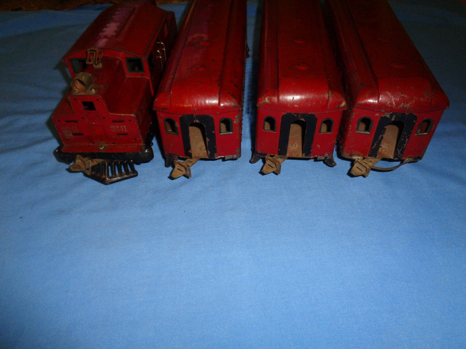 IVES Standard Gauge Set #701R with #3241 Electric Loco & #184, #185 ...