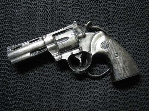 357 MAGNUM 38 SPECIAL REVOLVER CUT OUT BELT BUCKLE! VINTAGE! RARE ...