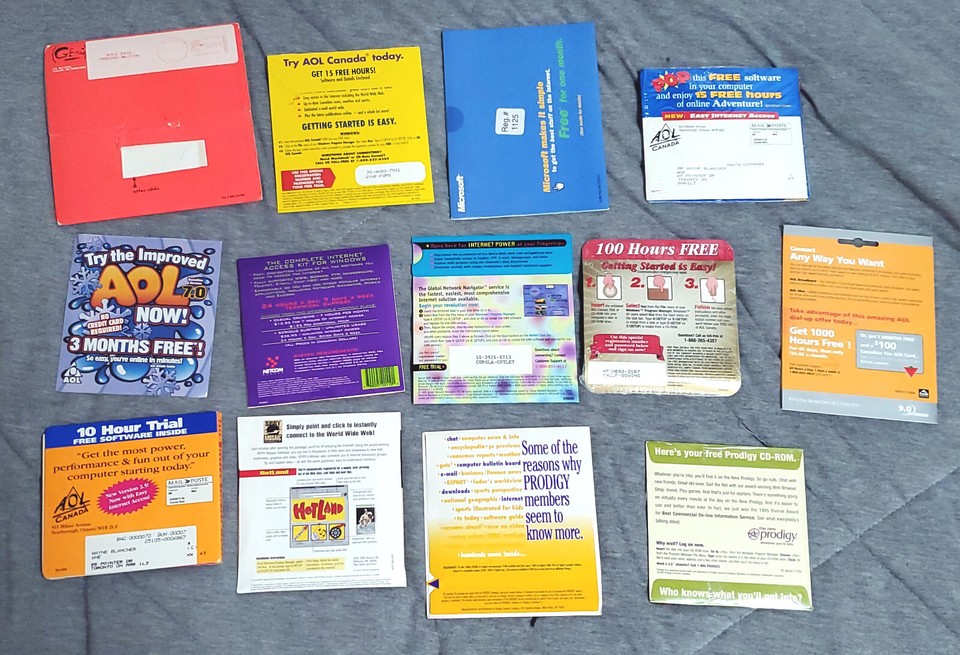 Lot of 13 vintage AOL, Prodigy, Genie offer discs - ISP - CD and floppy ...