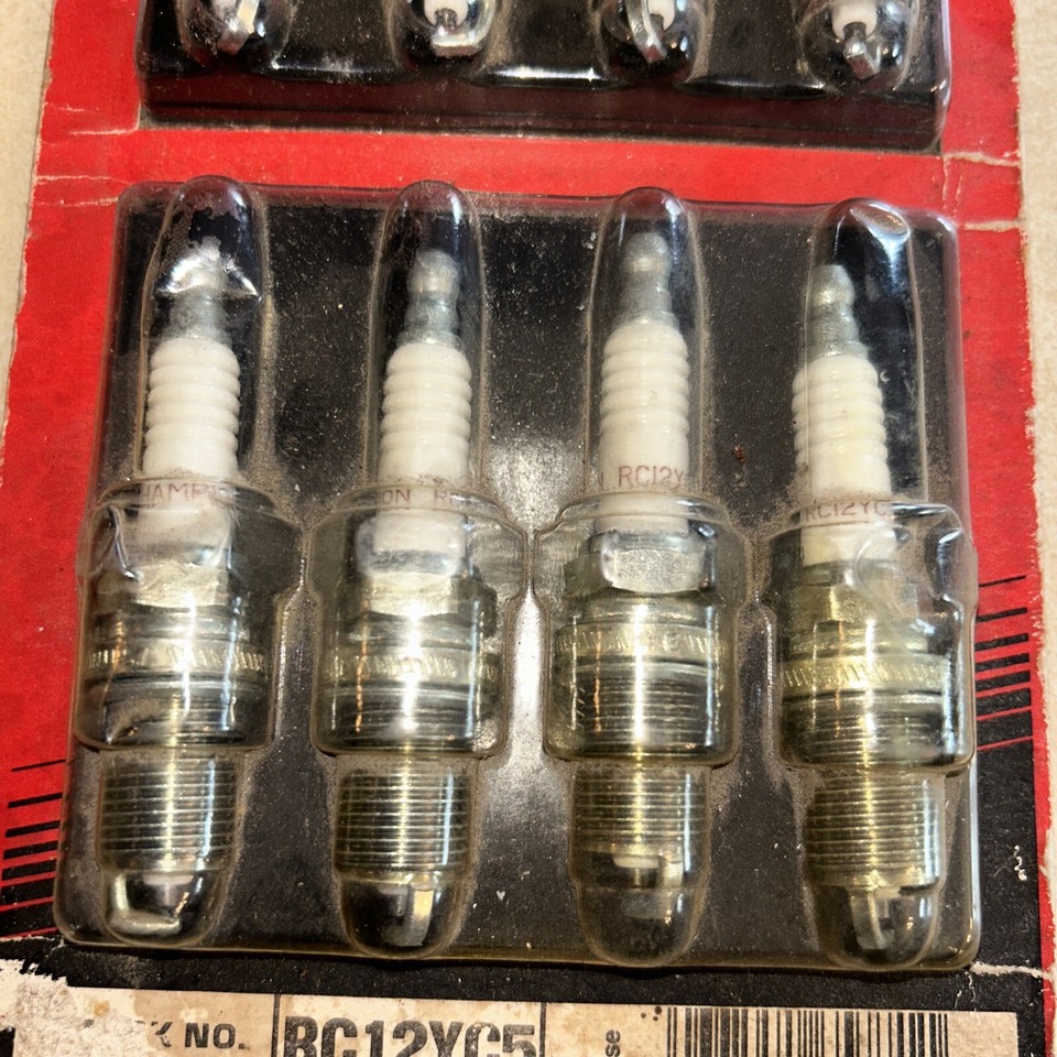 NOS Set of 8 Genuine Spark Plug-Copper Plus Champion 89 RC12YC5 | eBay