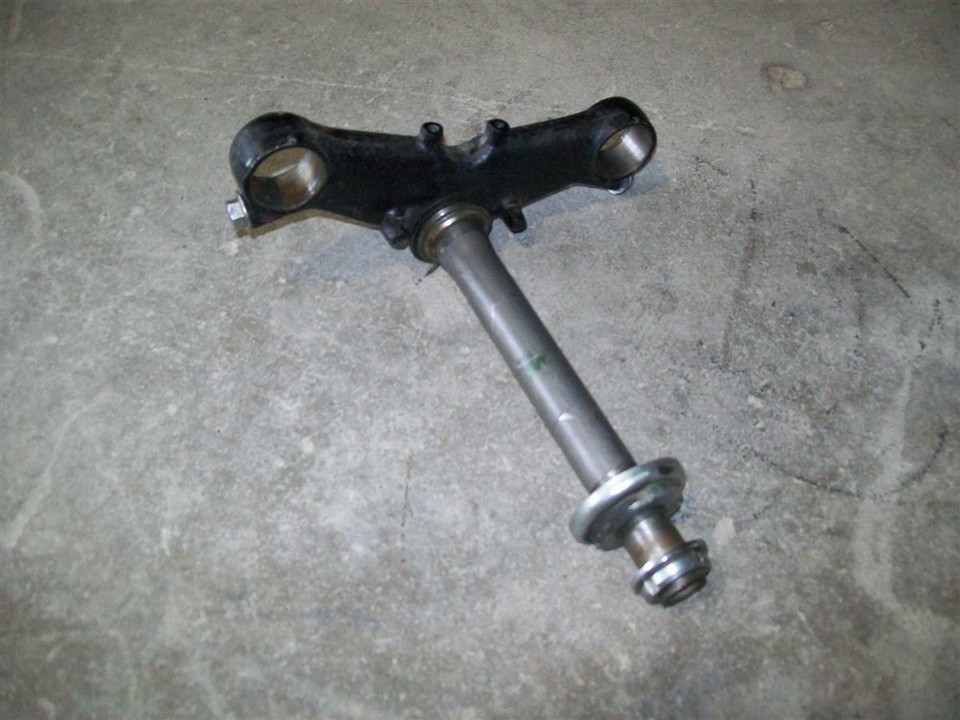 76 1976 Honda Goldwing GL1000 Lower Front Fork Triple Tree | eBay