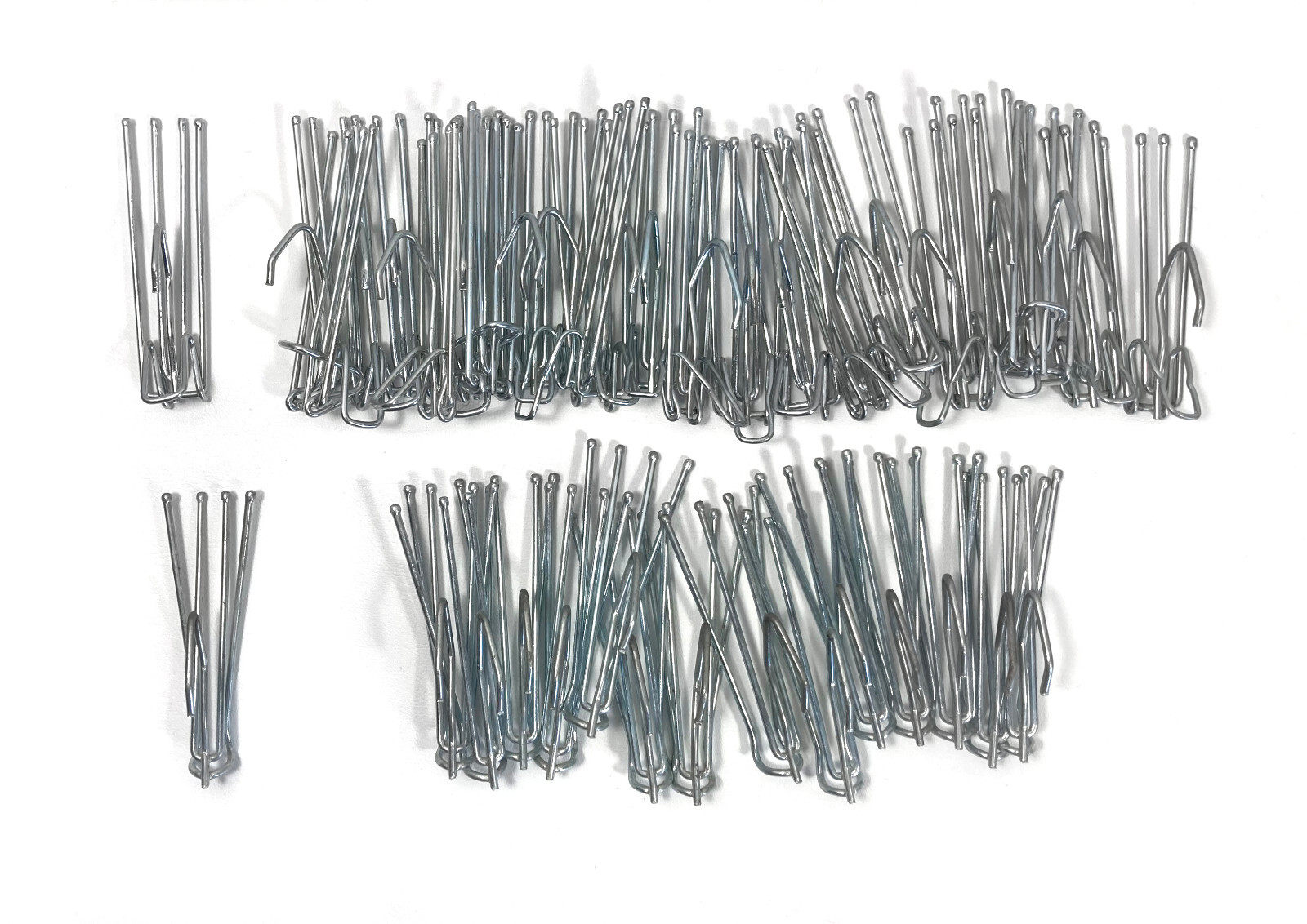 Lot 38 2 TYPES Vintage Kirsch 4 Prong Drapery Curtain Hooks 3 in Short ...