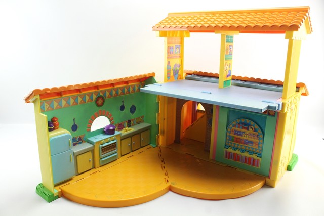Dora the Explorer Large Fold Out Talking Playhouse Dollhouse 2003 ...