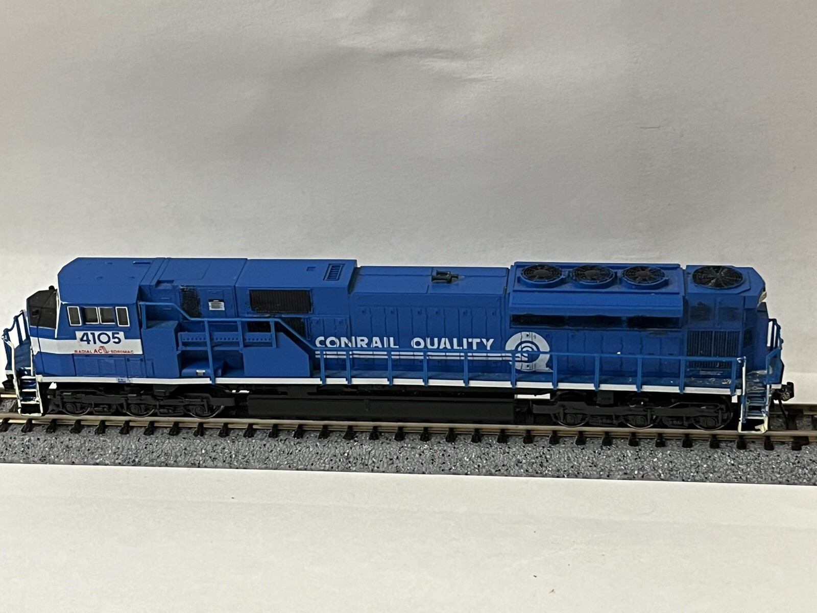 Kato N Scale Conrail SD80MAC No. 4105 | eBay