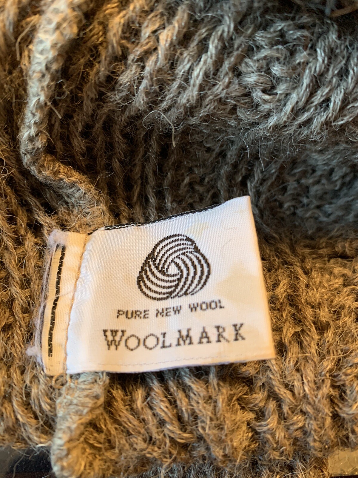 Woolmark Men’s Knitted Sweater 100% Pure New Wool Gray Made In UK Fits ...
