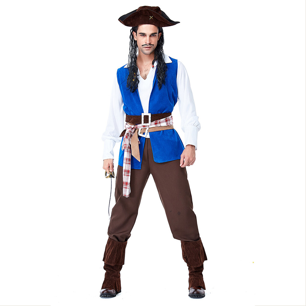Fancy Pirates In 2019 Pirate Fashion Pirates Pirate Garb Woman In