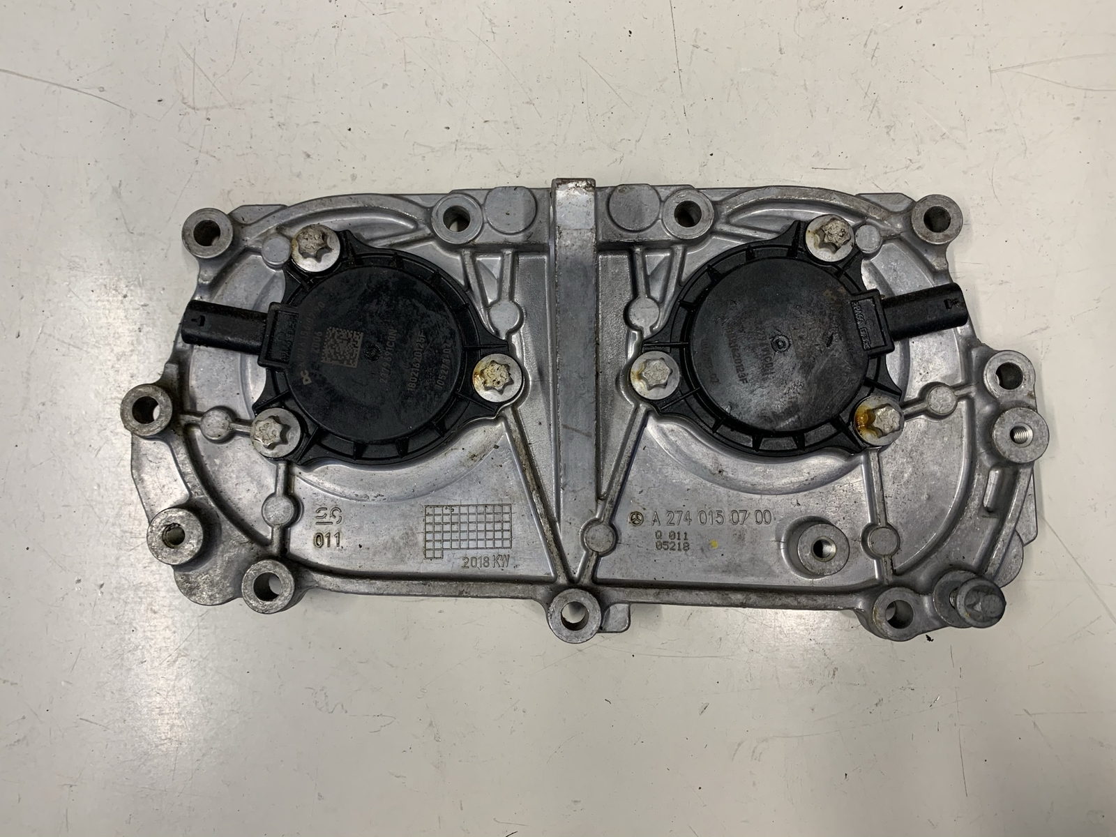 Kastendeckel A2740150700 Nockenwellensensor A2761560790 M264 M274 ...