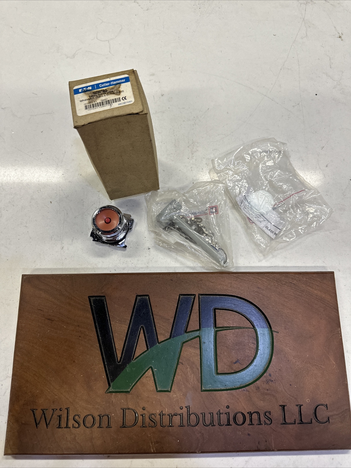 EATON 10250TBG BREAK GLASS OPERATOR ASSEMBLY W/ HAMMER, CHAIN & EXTRA ...