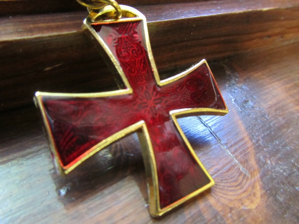 Red Knight's Templar Cross w/ Ribbon-Brass and Enameling Medieval Medal ...