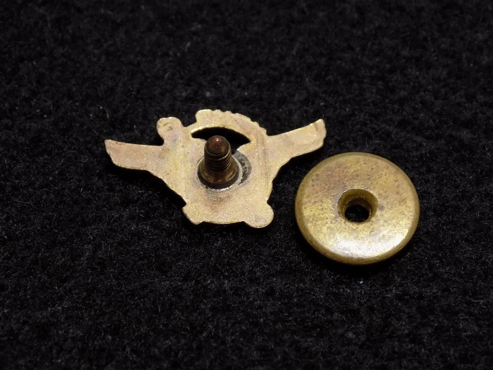 WWII US Navy Reserve Screw-Back Badge | eBay