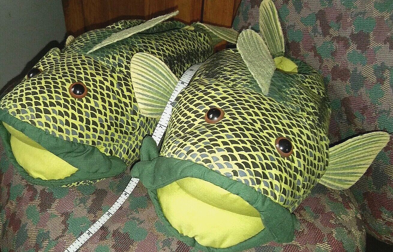 Vtg Carousel 1984 BIG BASS Puffy Fish Slippers UNISEX… - Gem