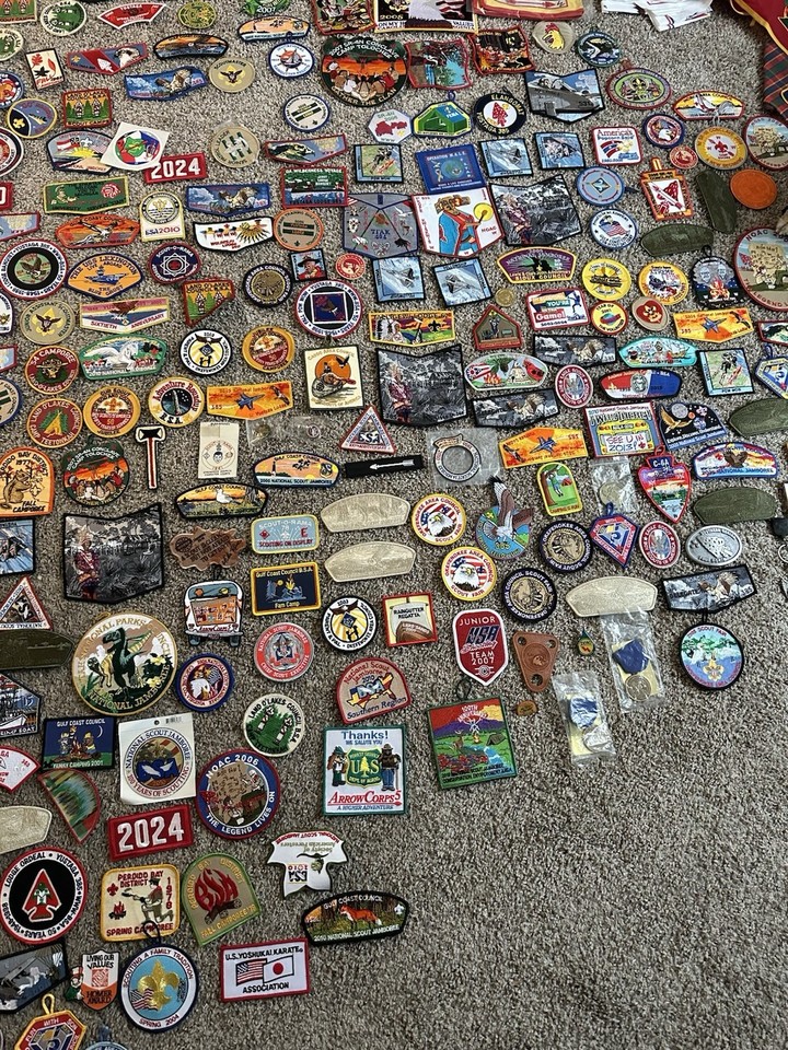 Huge Lot Of 230+ Boy Scout BSA Patches, Belt Loops, Slide! Scouts! SEE ...