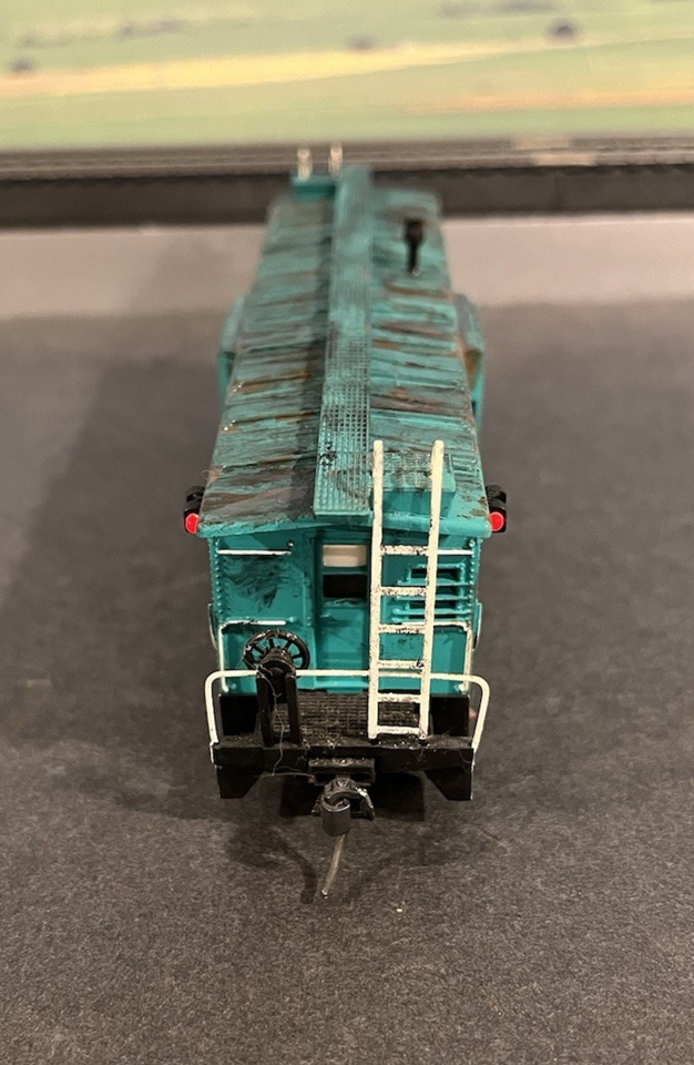 HO Scale NEW YORK CENTRAL BAY WINDOW CABOOSE NYC 24524 Marker Lights ...