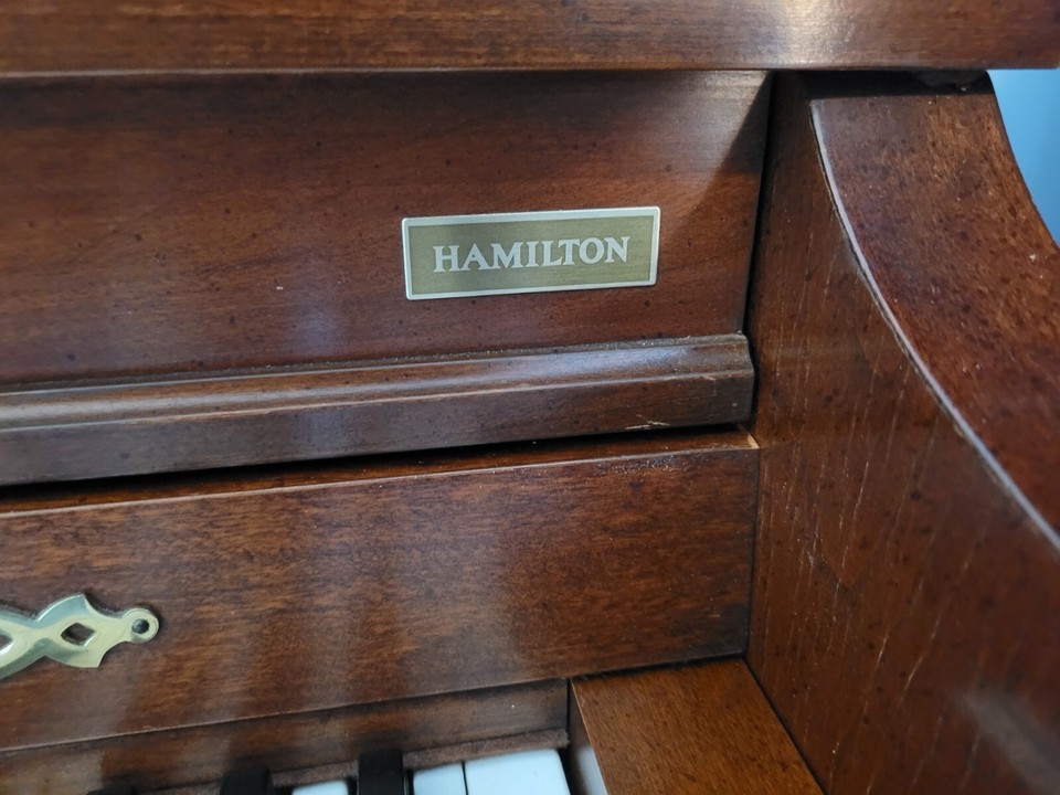 1984 Baldwin Hamilton 5026 Upright Piano W/Bench. One Owner. Local Pick ...