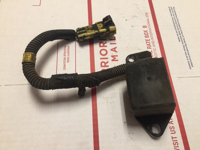 1995-1996 Chevy GMC Truck Tahoe Yukon Suburban Airbag Sensor 16218905 ...