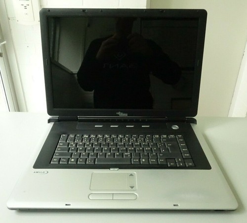 Fujitsu Siemens Notebook FSC Amilo M3438G 17 Zoll 1GB RAM DVD-Laufwerk ...