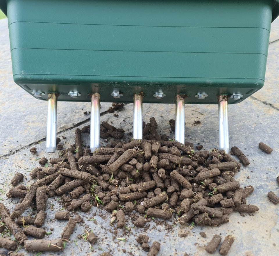 BMS Lawn and Turf Aerator Fork with Soil Corer Collector, Replaceable ...