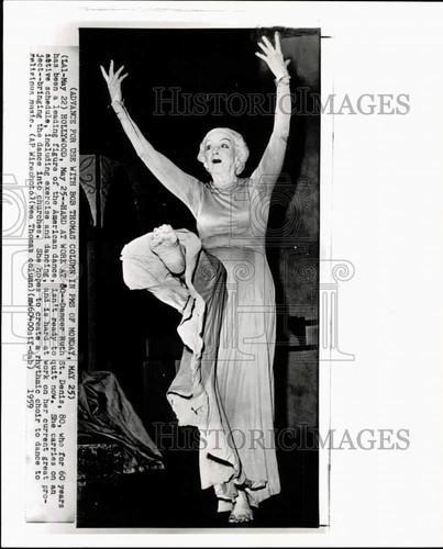 1959 Press Photo Dancer Ruth St. Denis performing in Hollywood ...