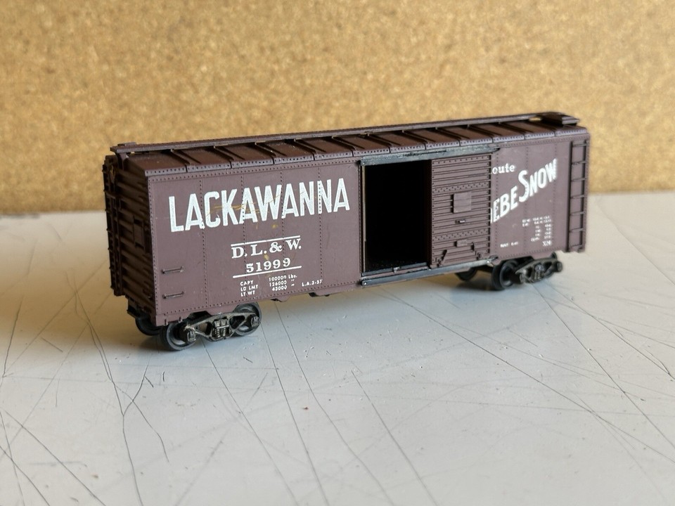 Functional Train Set Locomotive Transformer, Track & Freight Cars | eBay