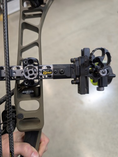 USED Mathews V3 27, RH, 25"-29.5", 60-75lbs, Ambush Green, fully set up ...