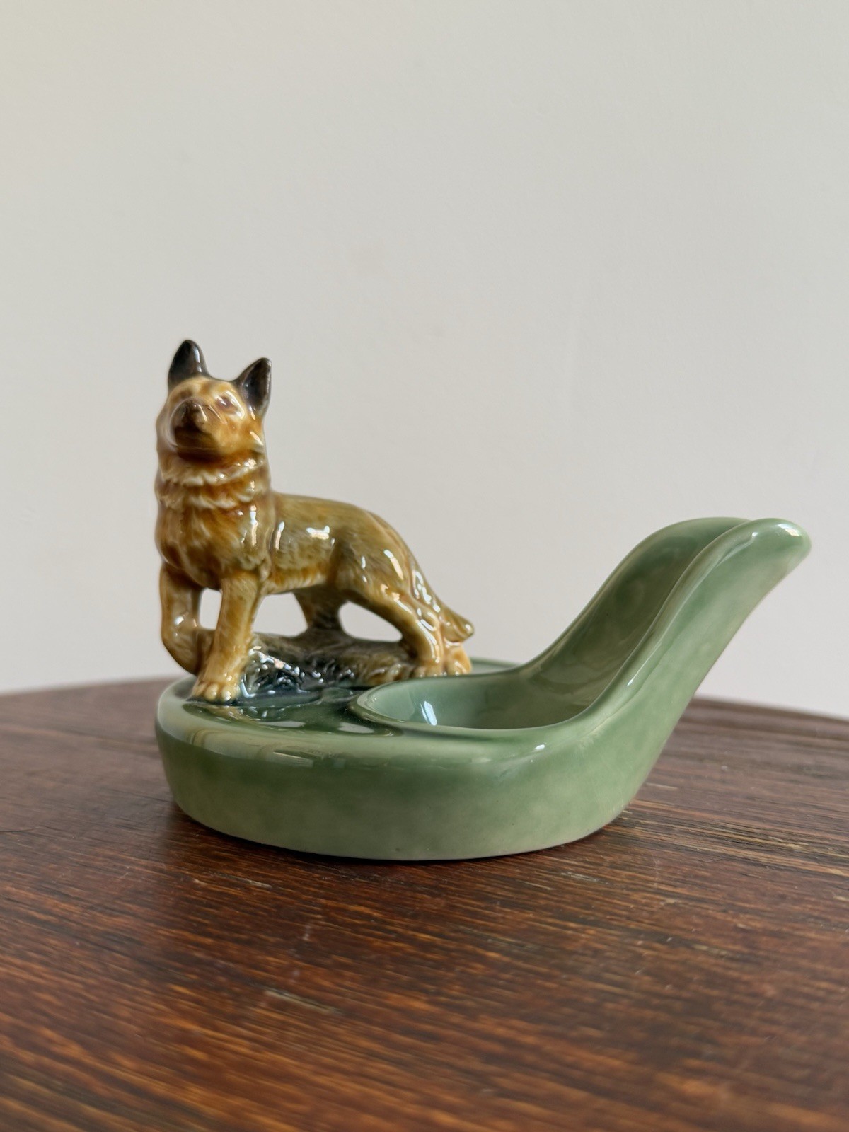 Vintage Wade German Shepherd Green Pipe Stand | eBay