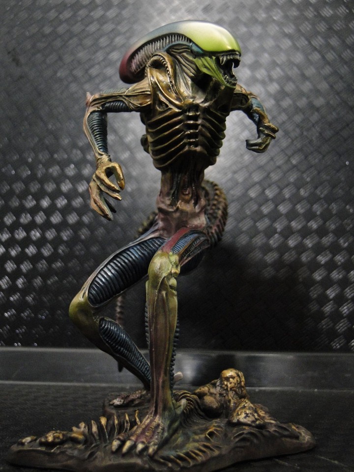 Predator Alien Giger Bronze Sculpture Statue Art Figure Necronomicon ...