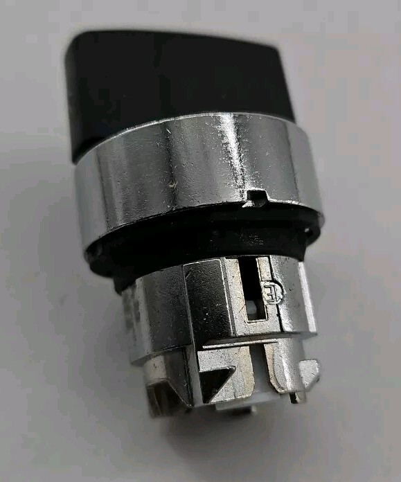 Schneider Electric - ZB4BD3 - 22mm Push Button - 3 Position - Black | eBay