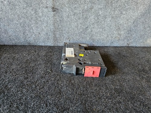 MERCEDES W218 W212 CLS63 E63 CLS550 E400 E350 BATTERY TERMINAL FUSE BOX ...