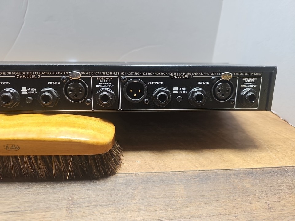 DBX 166XL 2 Channel Stereo Compressor/Limiter & Noise Gate/Expander ...