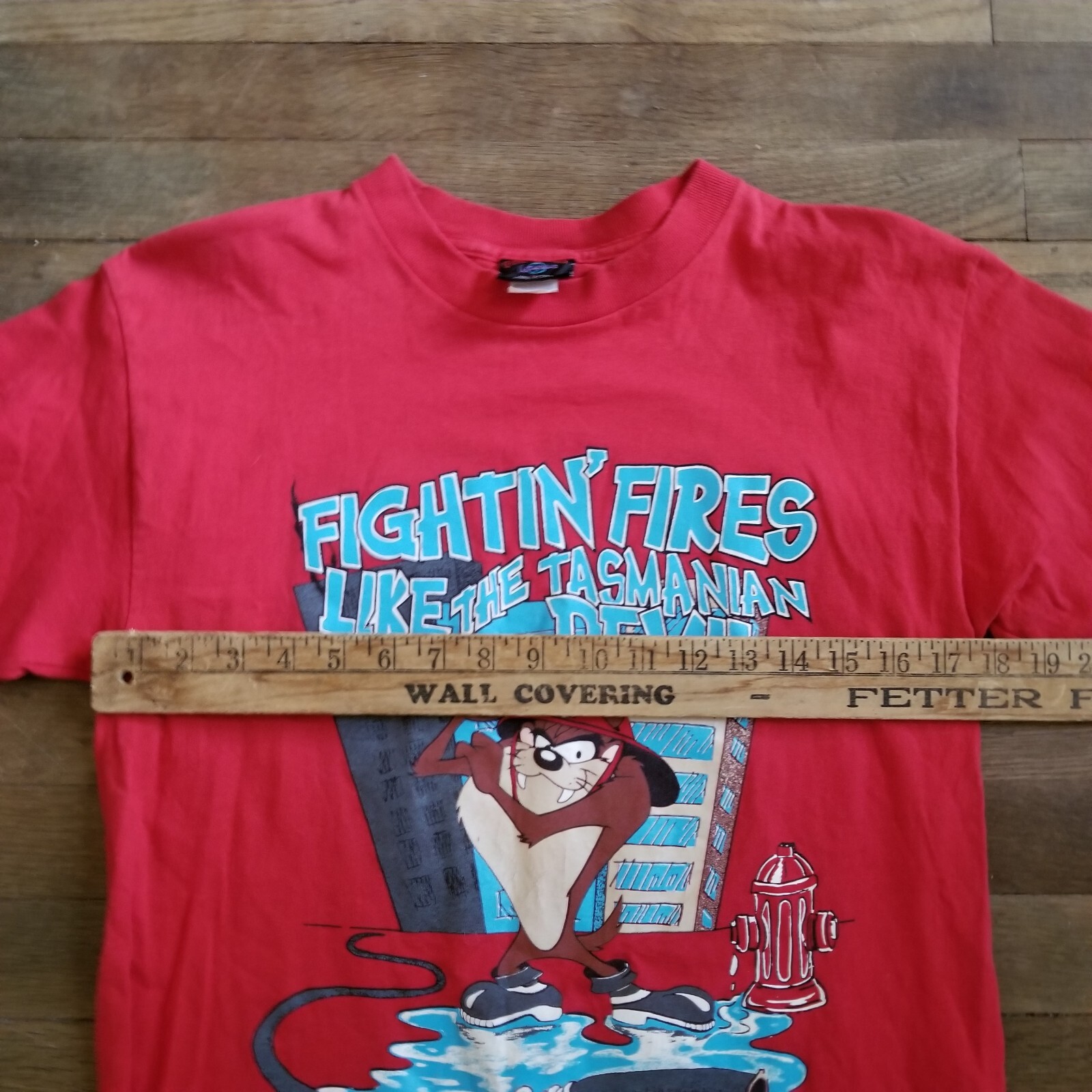 Vintage 1993 TAZ Firefighter Looney Tunes Men's T-Sh… - Gem