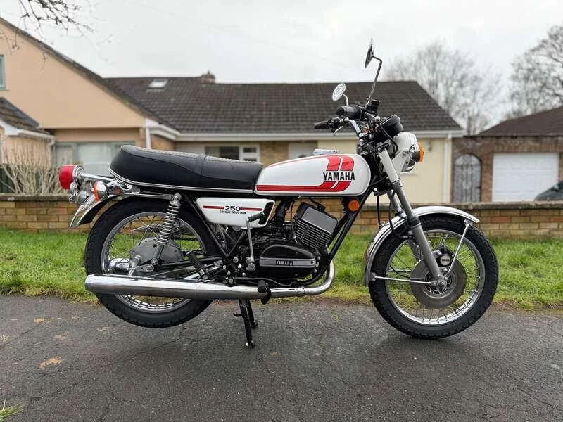 1975 Yamaha RD250B - Bike Years - 1970s