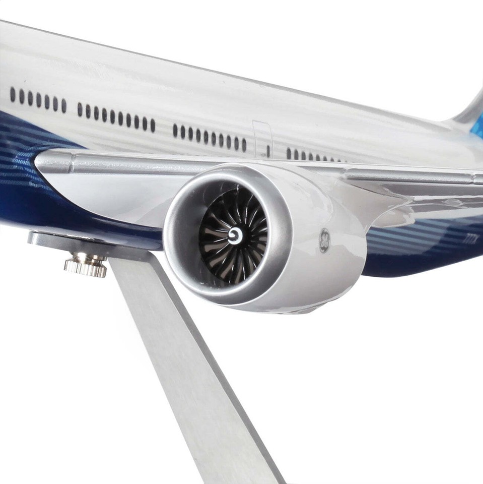 PacMin Boeing 777-9 777X Factory House Color Desk Display 1/144 Model ...