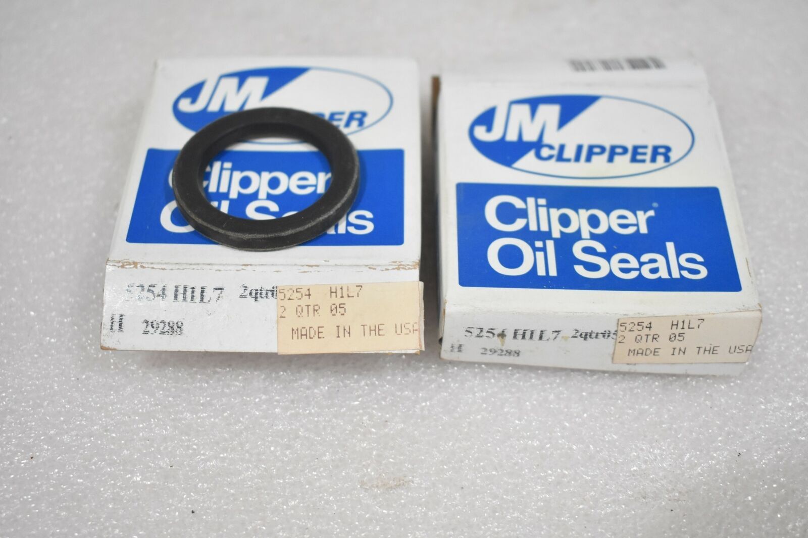 JM CLIPPER 5254-SS-2 2QTR05 OIL SEALS 1-1/8"x5/8"x1/4" ( LOT OF 2 ) | eBay