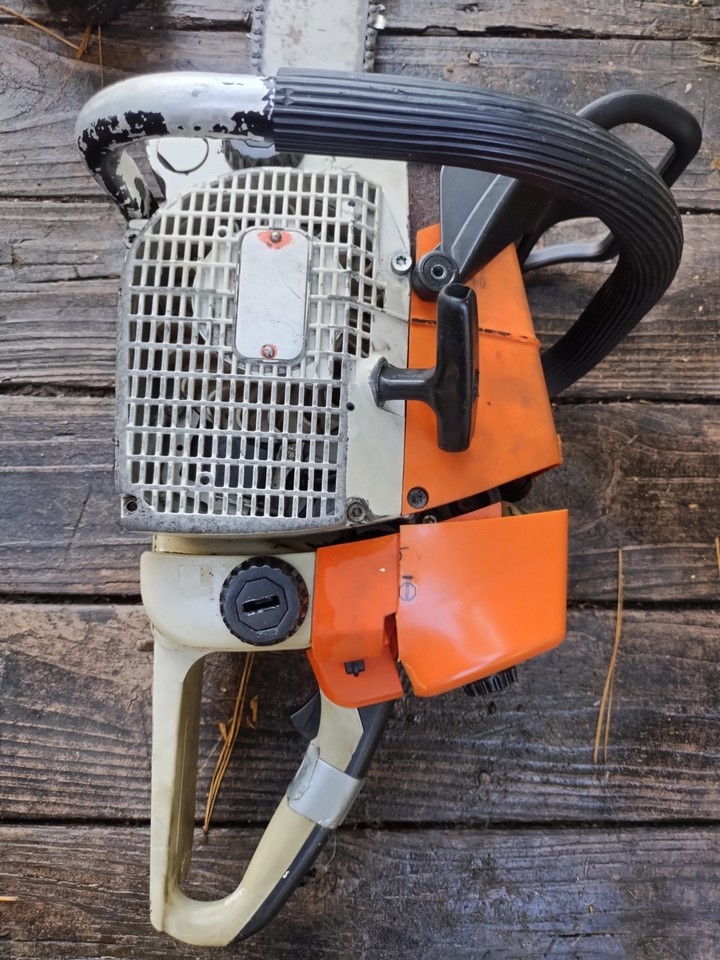 Stihl 046 Chainsaw . Older Model 046 / o46 powersaw before 460 and 461 ...