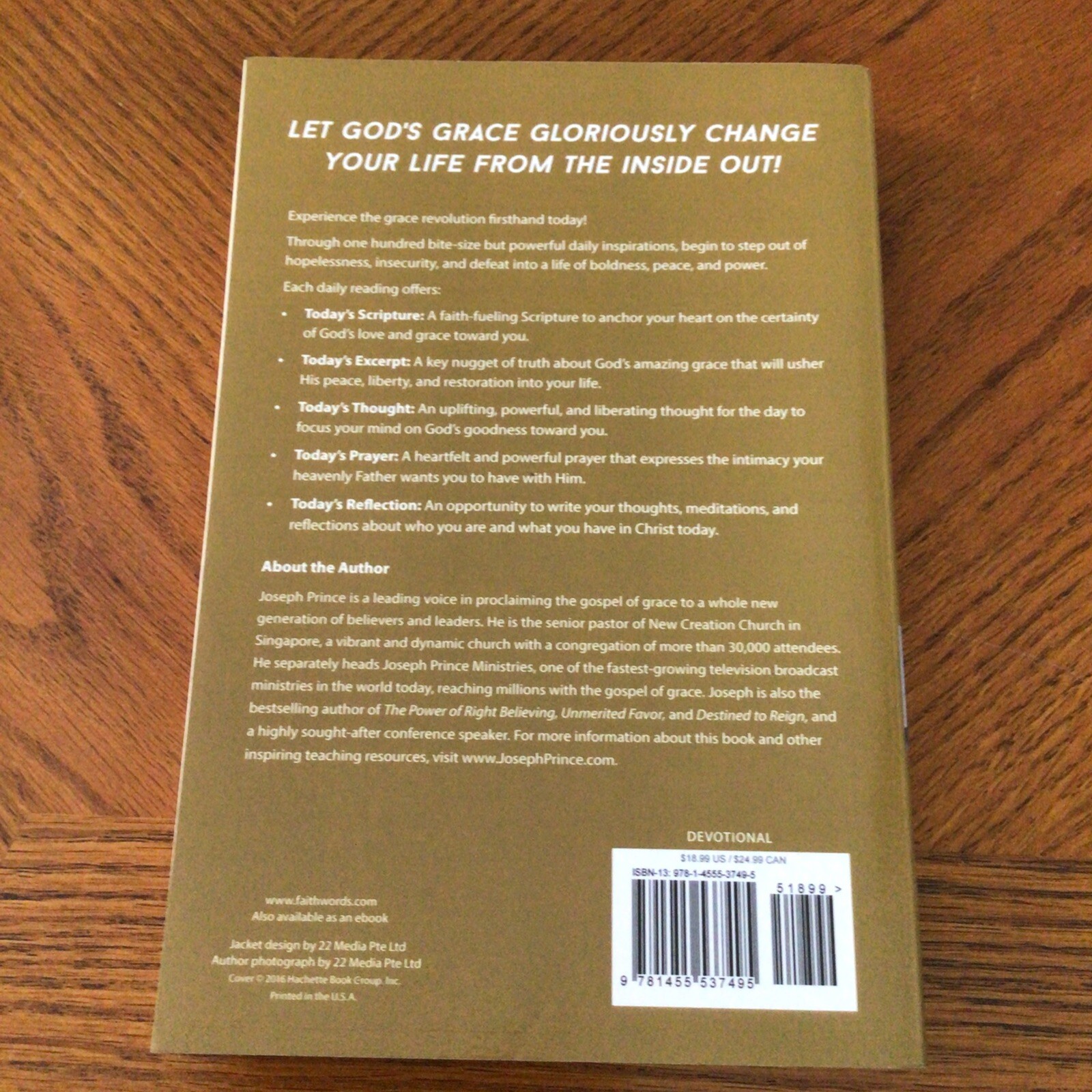 Glorious Grace : 100 Daily Readings from Grace Revolution by Joseph ...