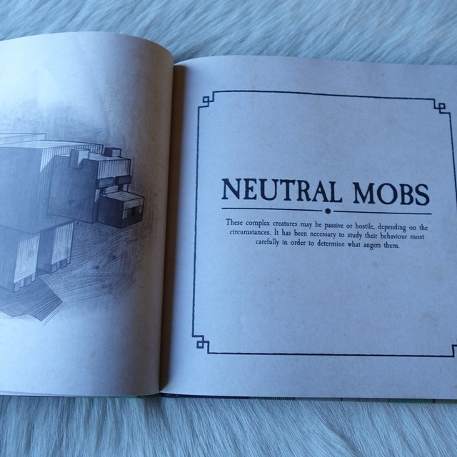 Minecraft Mobestiary: An official Minecraft book from Mojang by Mojang ...