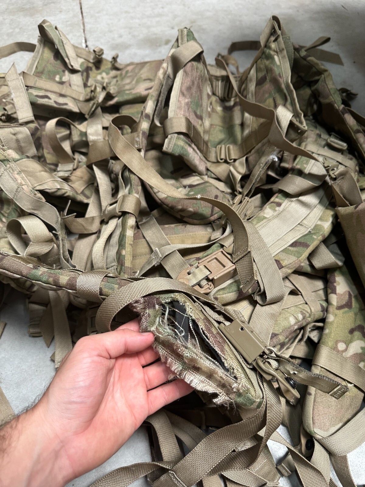 Damaged US Army MOLLE II Large Rucksack Shoulder Straps (FRAME) OCP ...