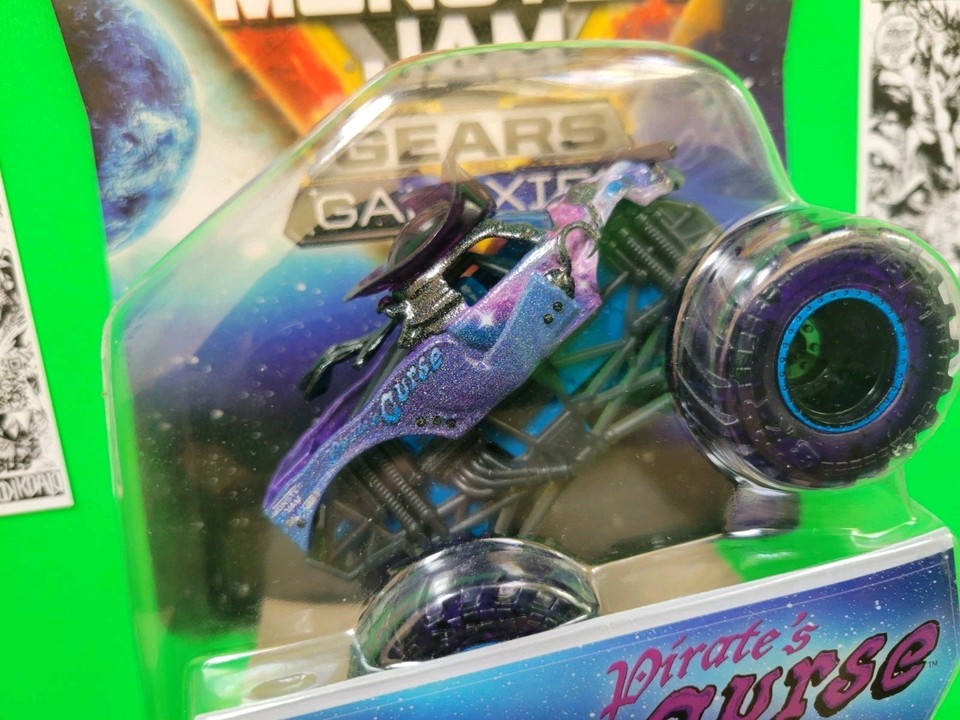Pirate's Curse Gears & Galaxies 2021 1:64 Exclusive SMMJ Hot Wheels ...