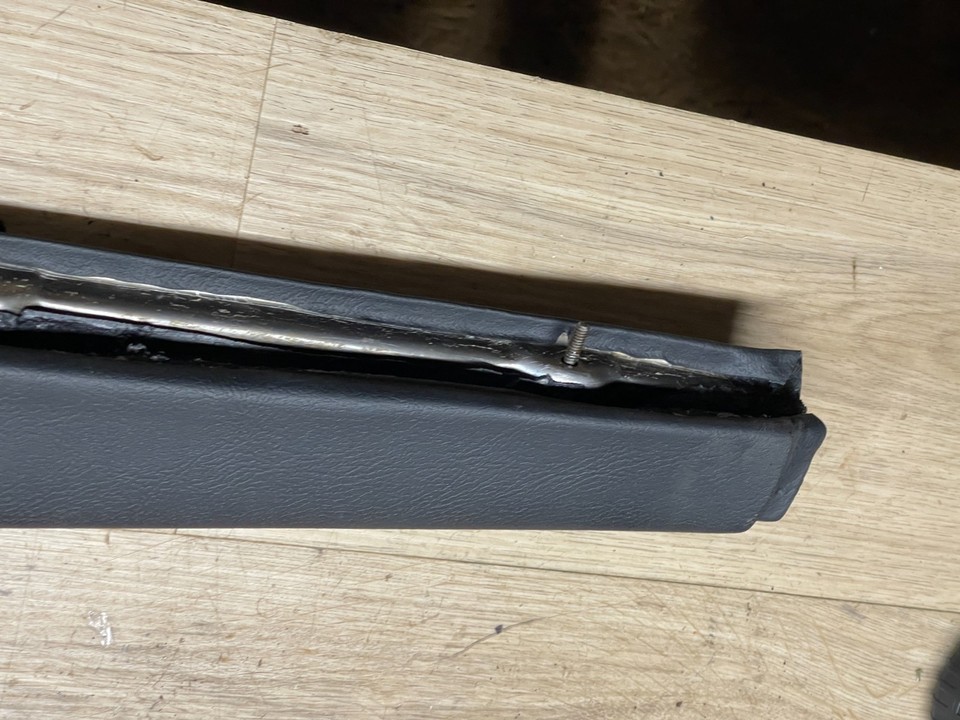 1968 charger DASH PAD TOP NEW WITH A LITTLE MORE AGGRESSIVE GRAIN B ...