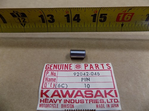 NEW OEM KAWASAKI DOWEL PIN / 92042-046 / Z1300 KZ900 | eBay