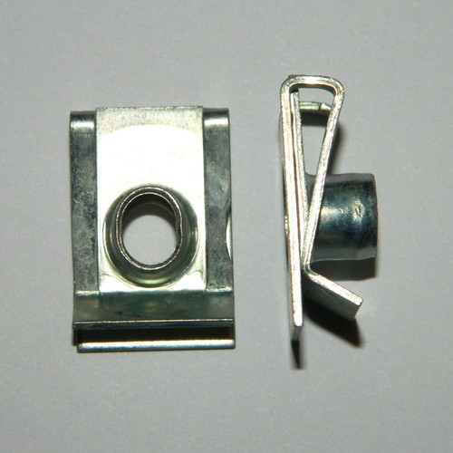 25 St. selbstsichernde Schnappmutter M8 Stahl verzinkt Blechmutter ...