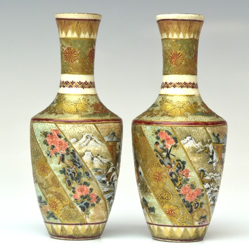 A pair of small vases detailed paintings from the Meiji period Satsuma ...